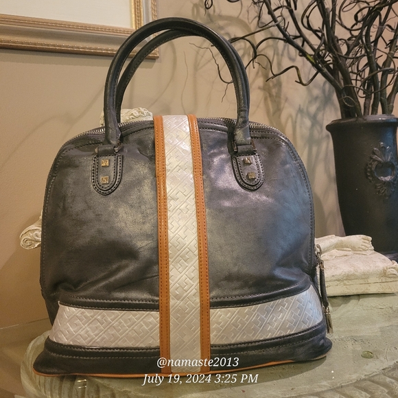 L.A.M.B. | Bags | Lamb Gwen Stefani Leather Metalic Frosted Bowler ...